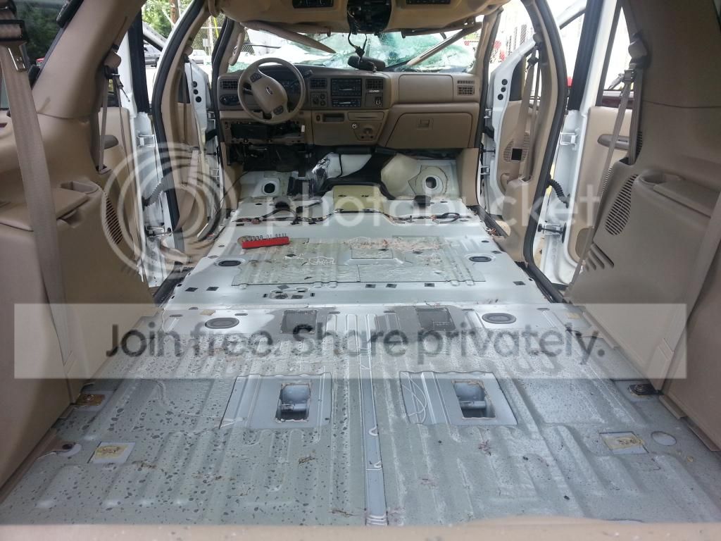 2000 excursion front captains seats - Ford Truck Enthusiasts Forums